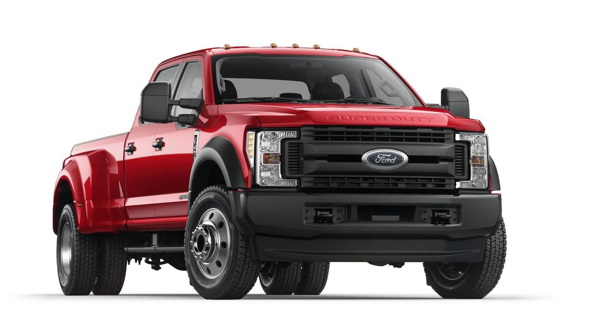 2017 Ford F-450 Super Duty XLT 4WD Crew Cab 8' Box DRW | CarBuzz