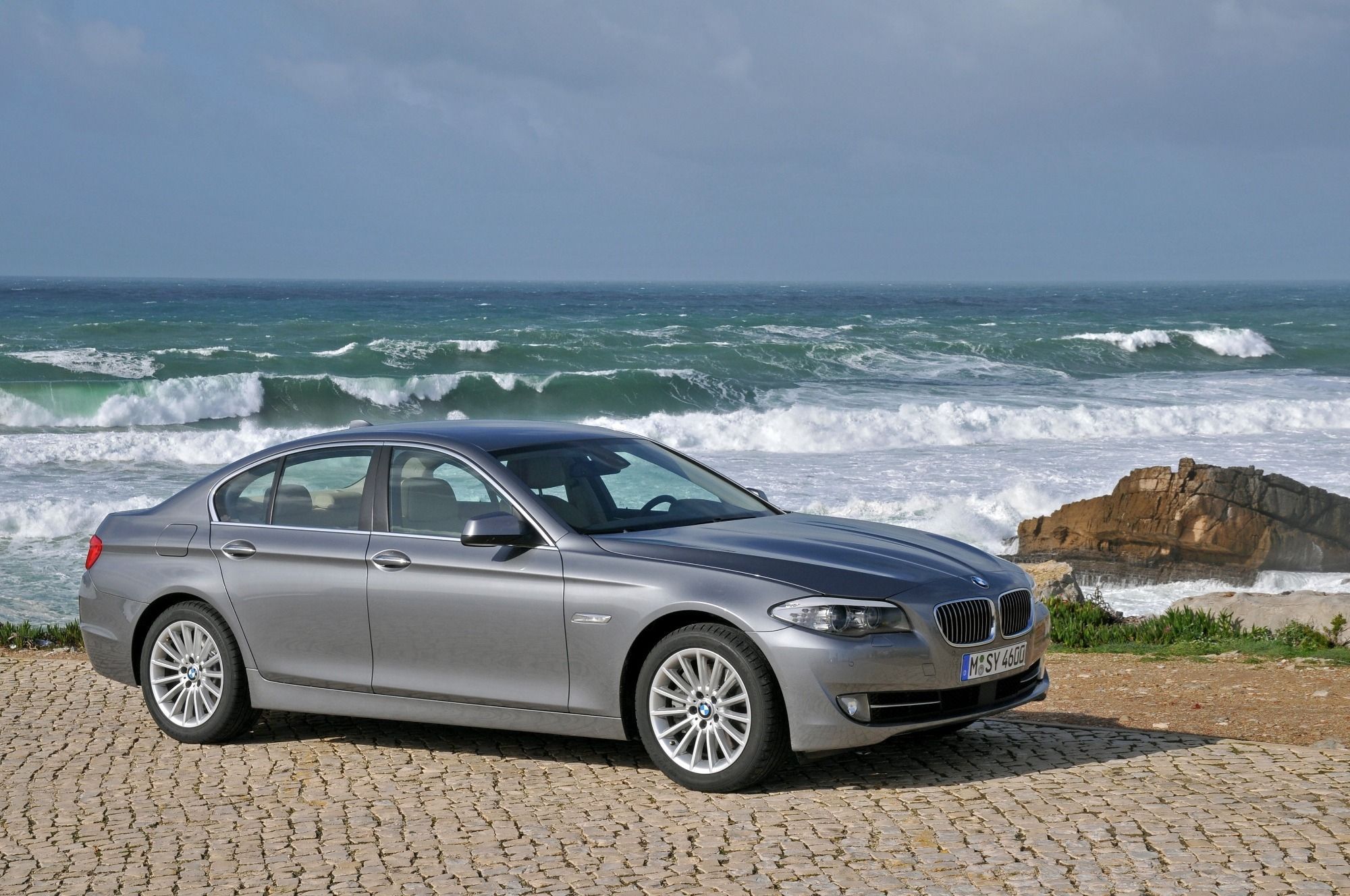 2011 BMW 5 Series 528i Sedan | CarBuzz