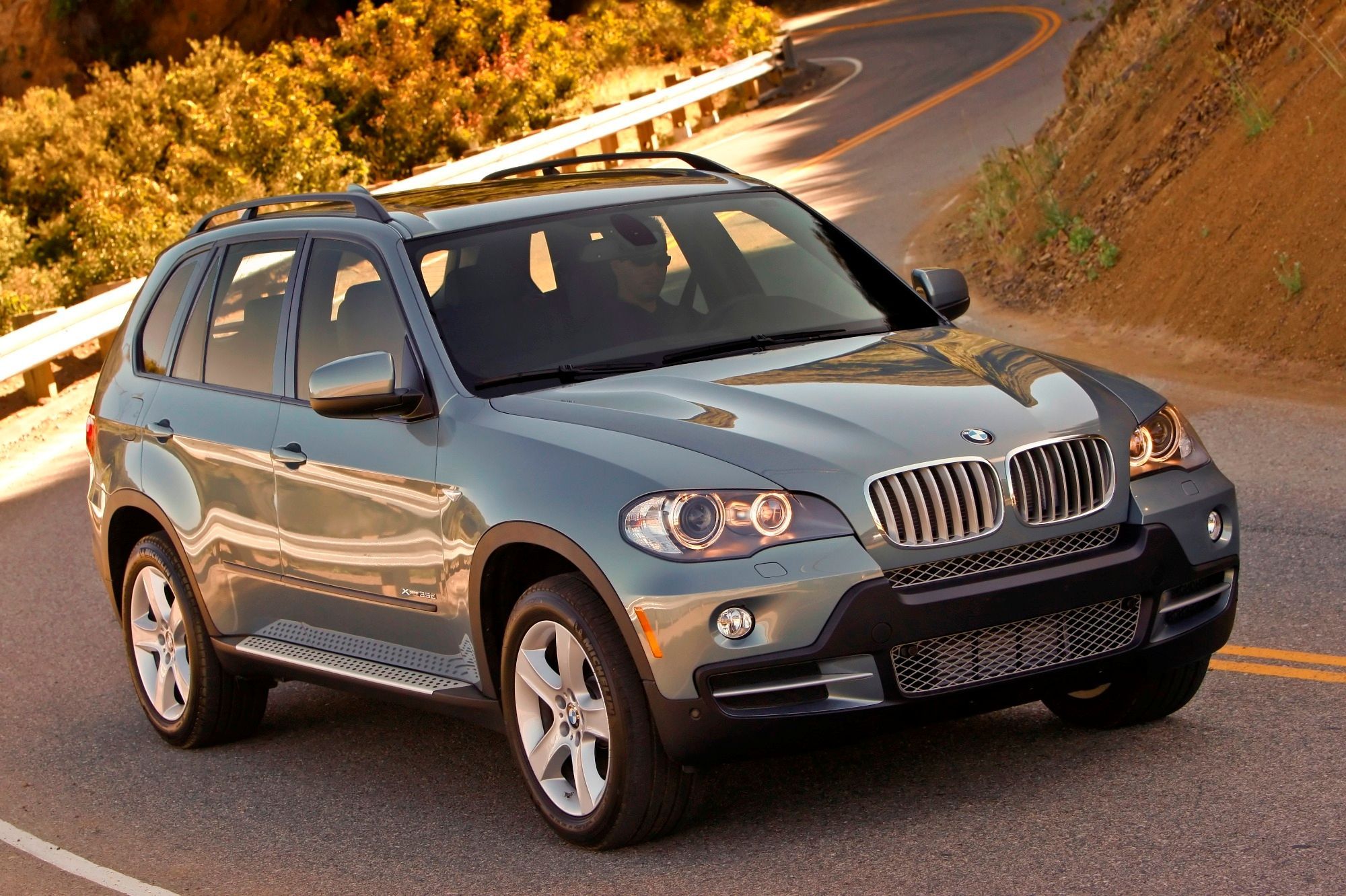 2010 BMW X5 - Specs & Trims | CarBuzz