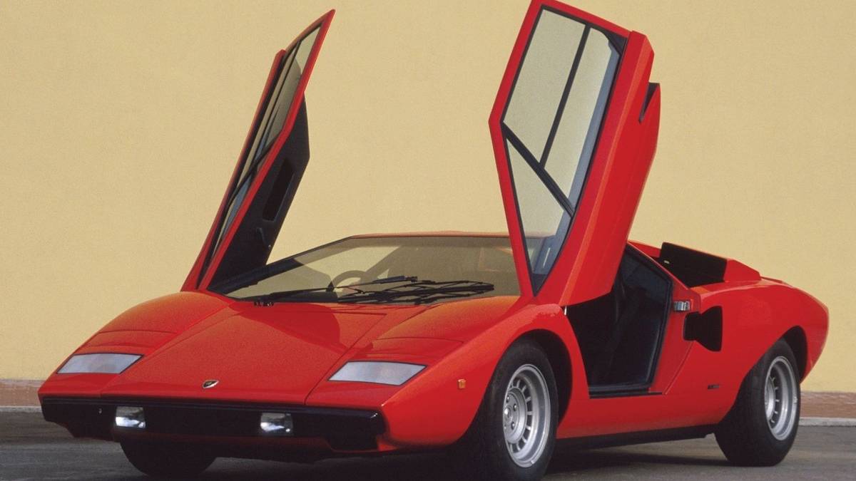Lamborghini Countach LP 400 RWD | CarBuzz