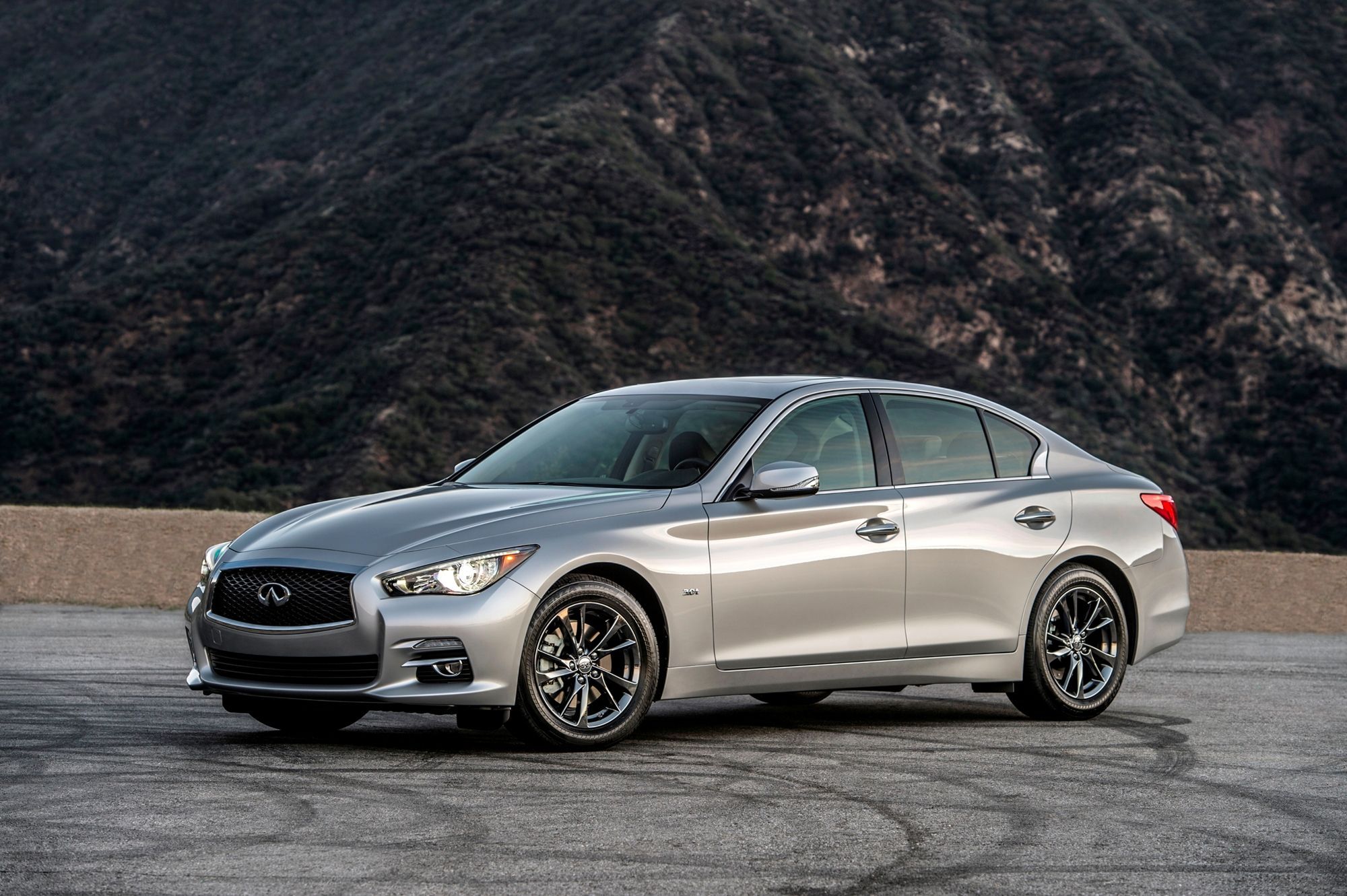 2014 Infiniti Q50 3.7L Sport RWD | CarBuzz
