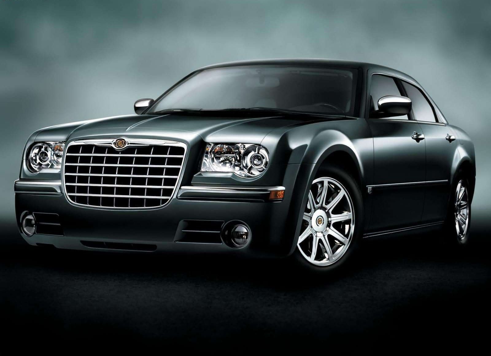 2010 Chrysler 300C AWD | CarBuzz