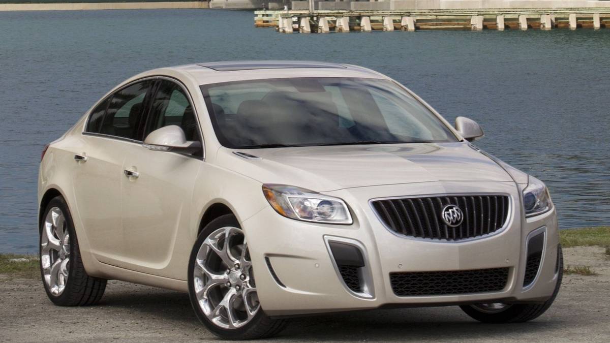 2013 Buick Regal GS FWD | CarBuzz