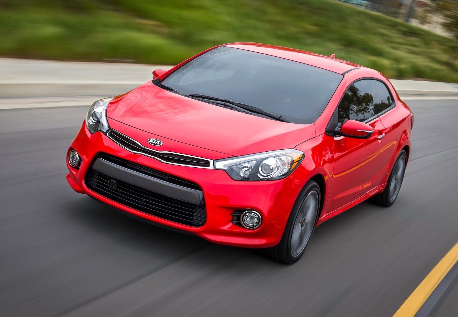 Kia Forte Koup: Review, Pricing, Photos, and Specs