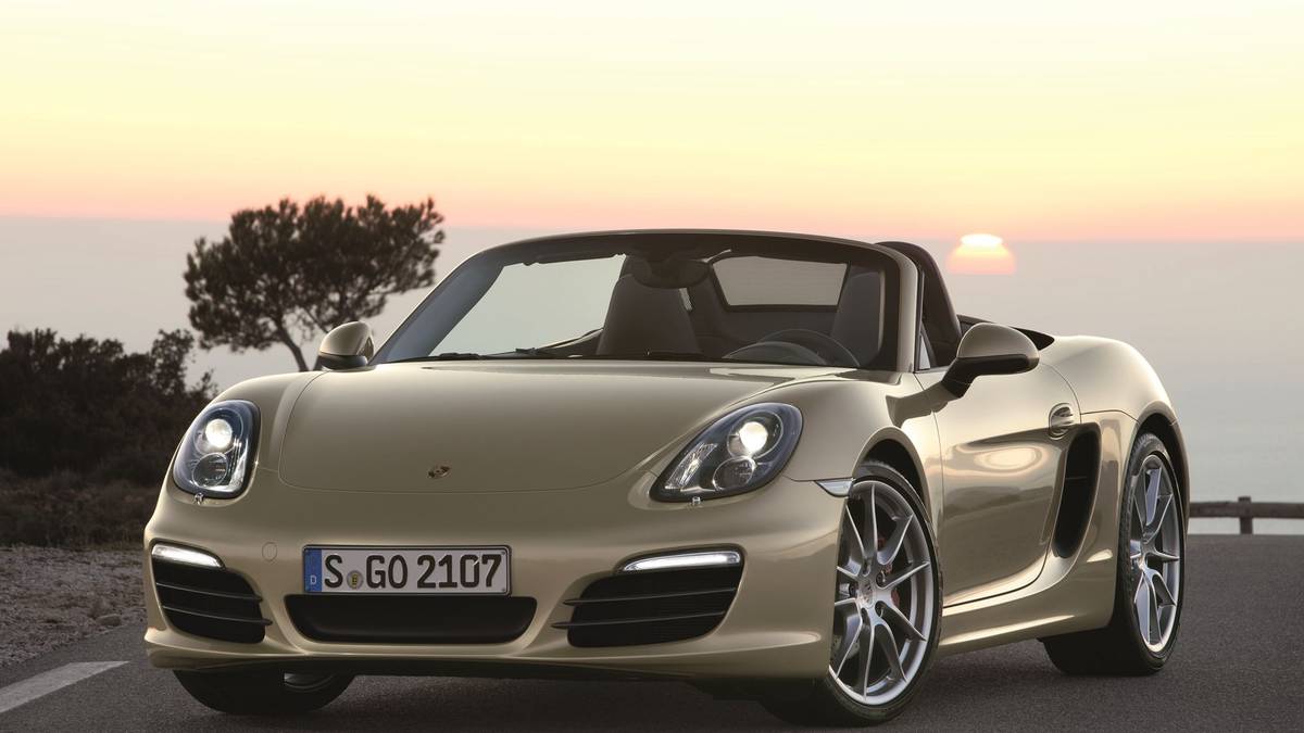 2016 Porsche 718 Boxster S Roadster RWD | CarBuzz