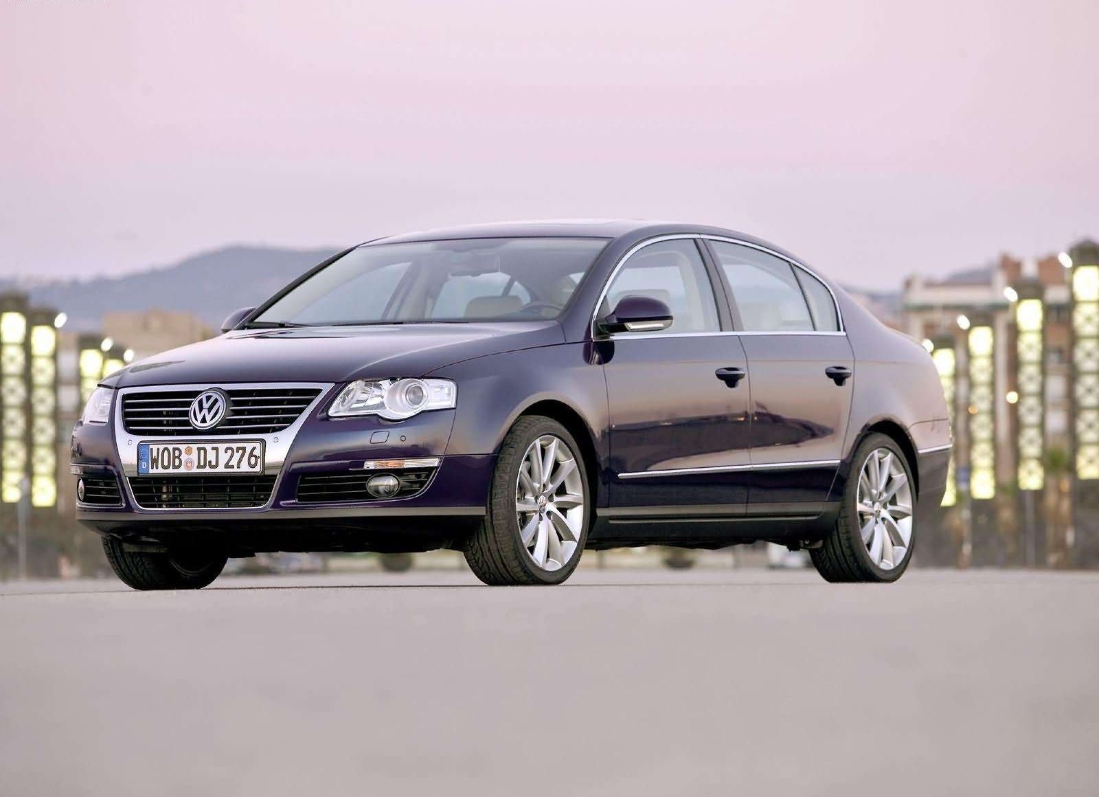 2007 Volkswagen Passat 3.6L Automatic 4MOTION | CarBuzz