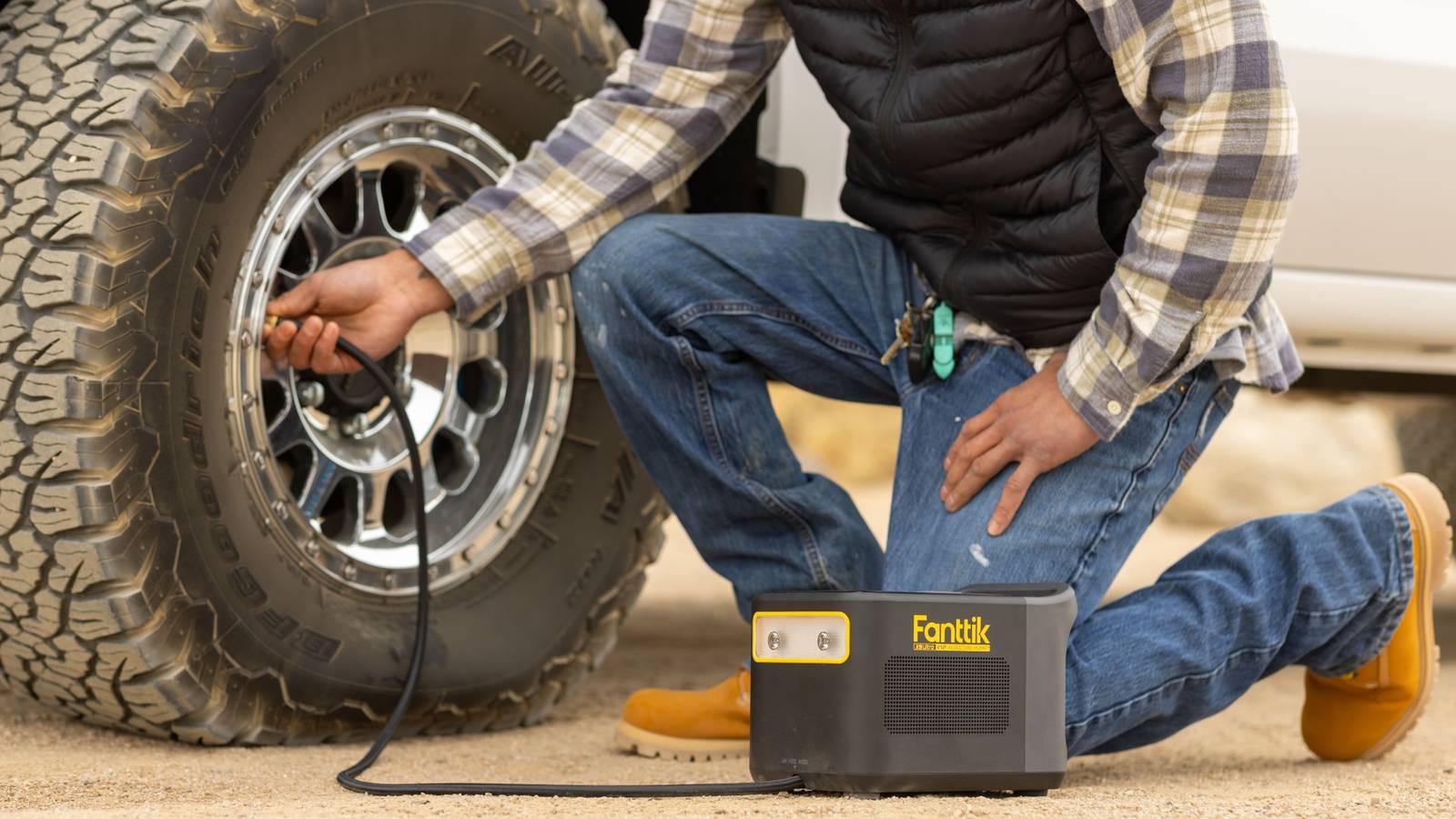 This Portable Tire Inflator Is A Must-Have For Off-Road Loving Truck Owners