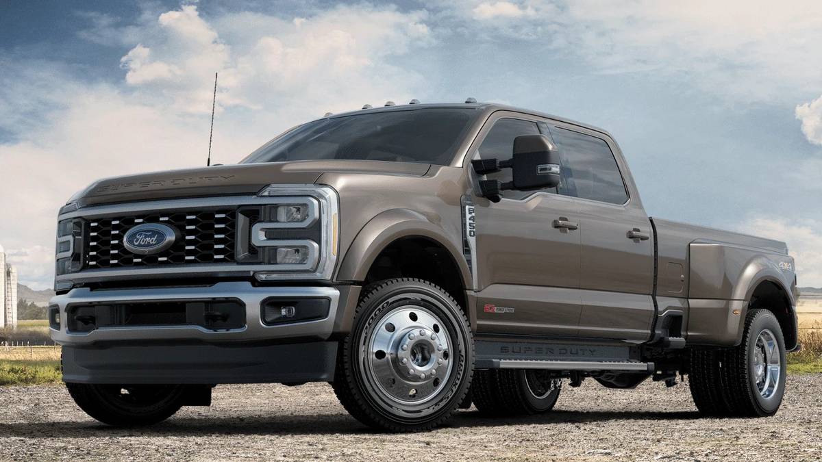 2026 Ford F-450 Super Duty Specs & Trims
