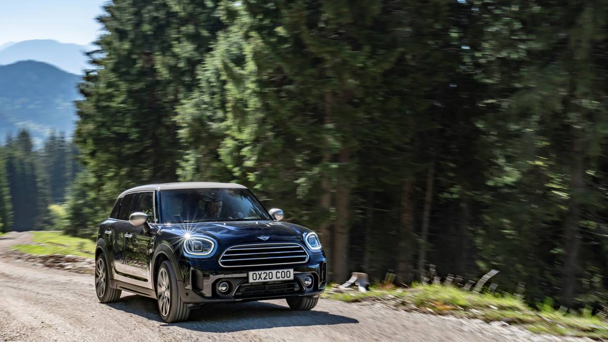 2016 Mini Cooper Countryman Interior Photos