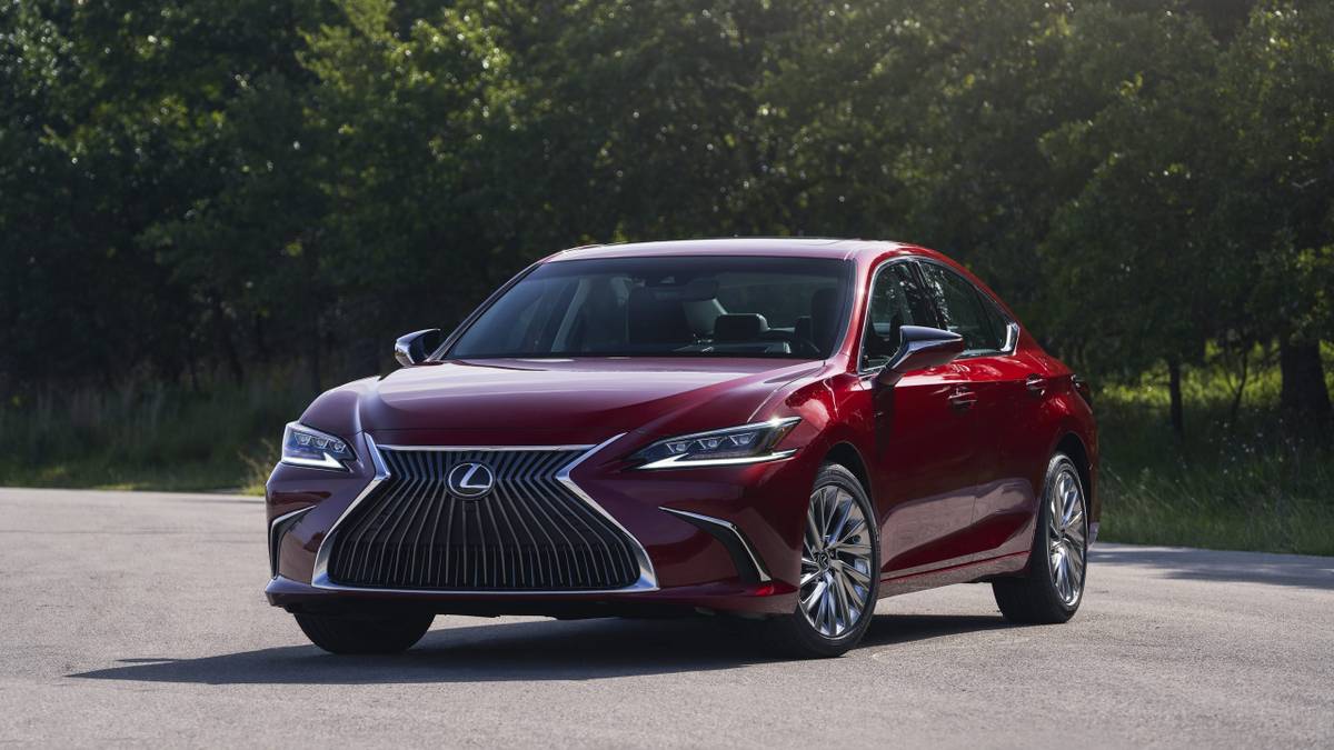 2020 Lexus ES Pricing, Photos & Specs
