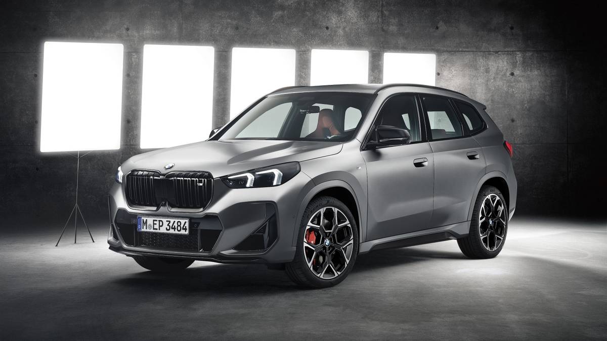 2025 BMW X1 Specs & Trims