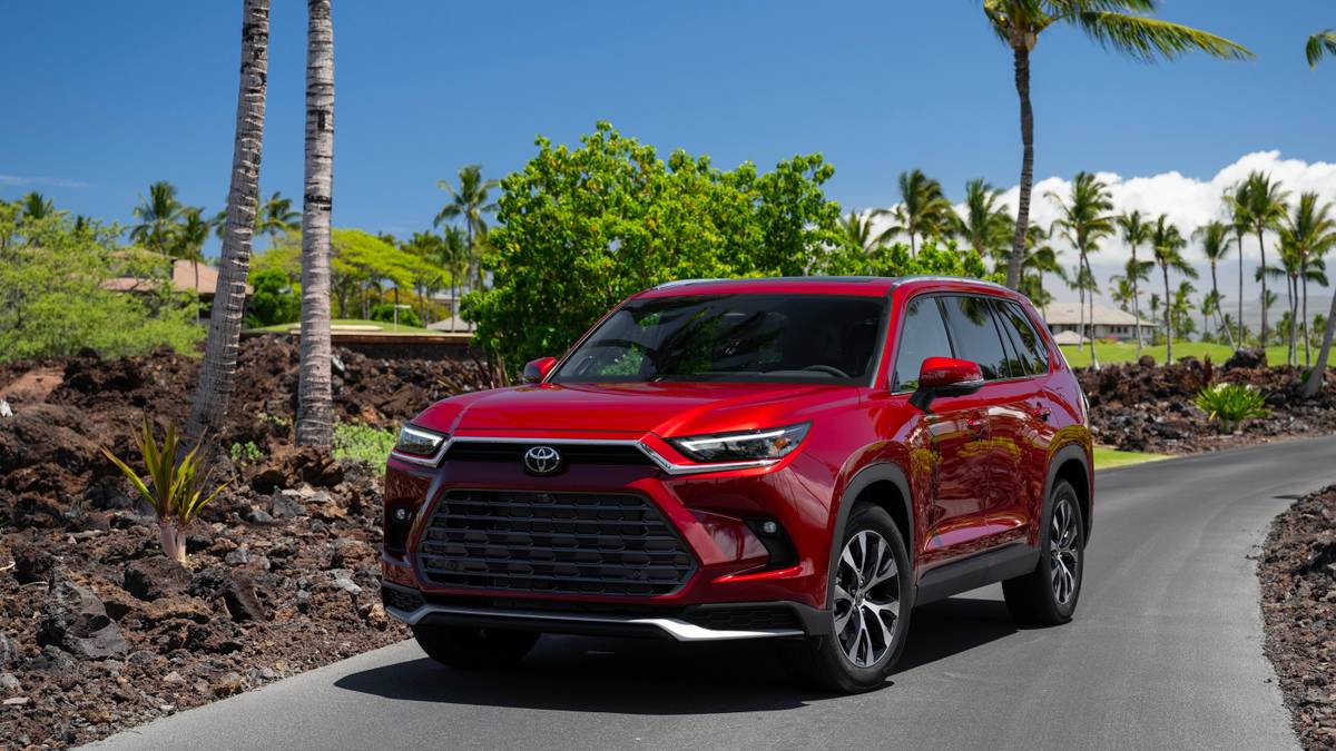 2024 Toyota Grand Highlander Hybrid Specs & Trims