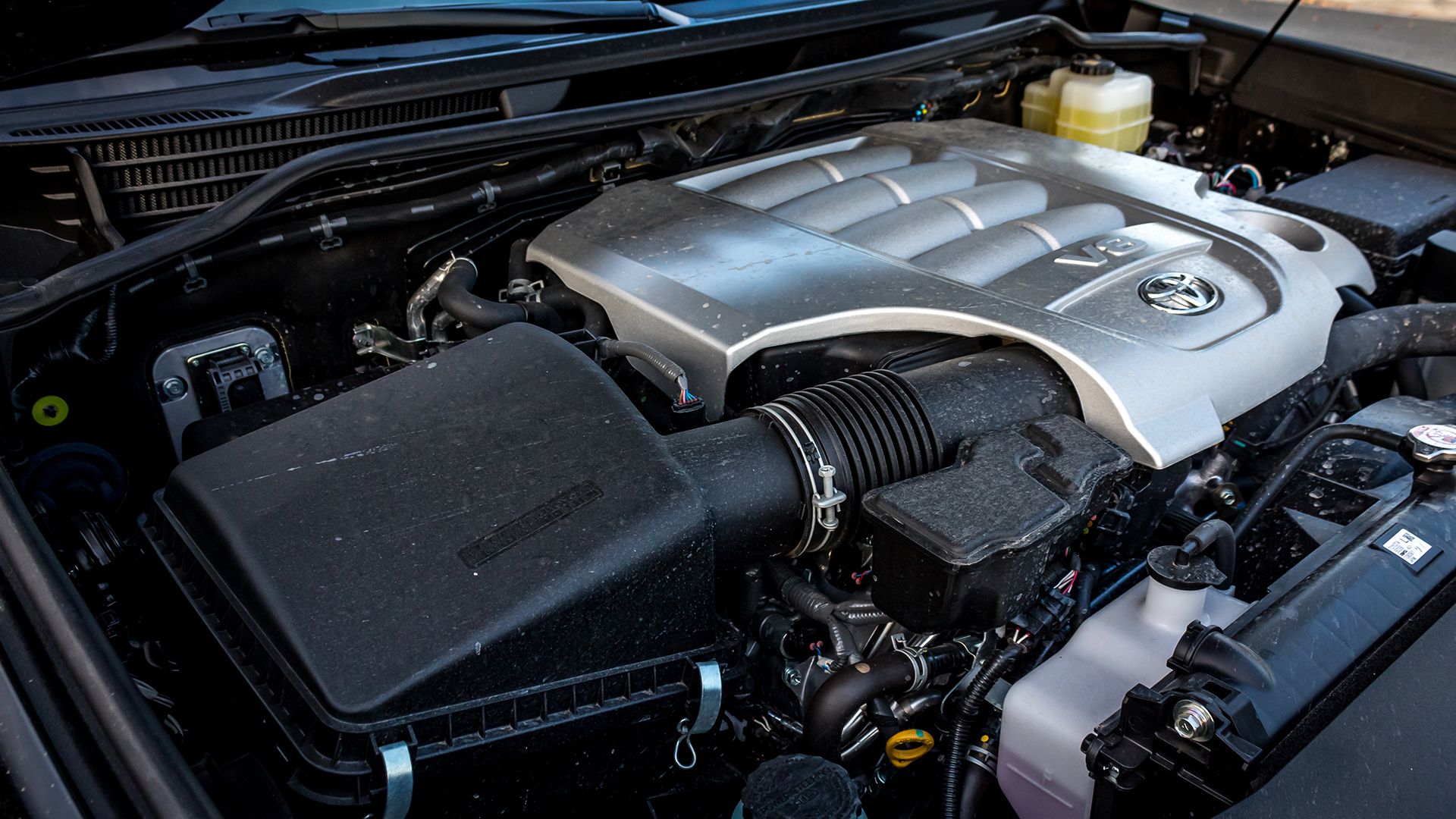 Toyota Land Cruiser: Review, Pricing, Photos, and Specs