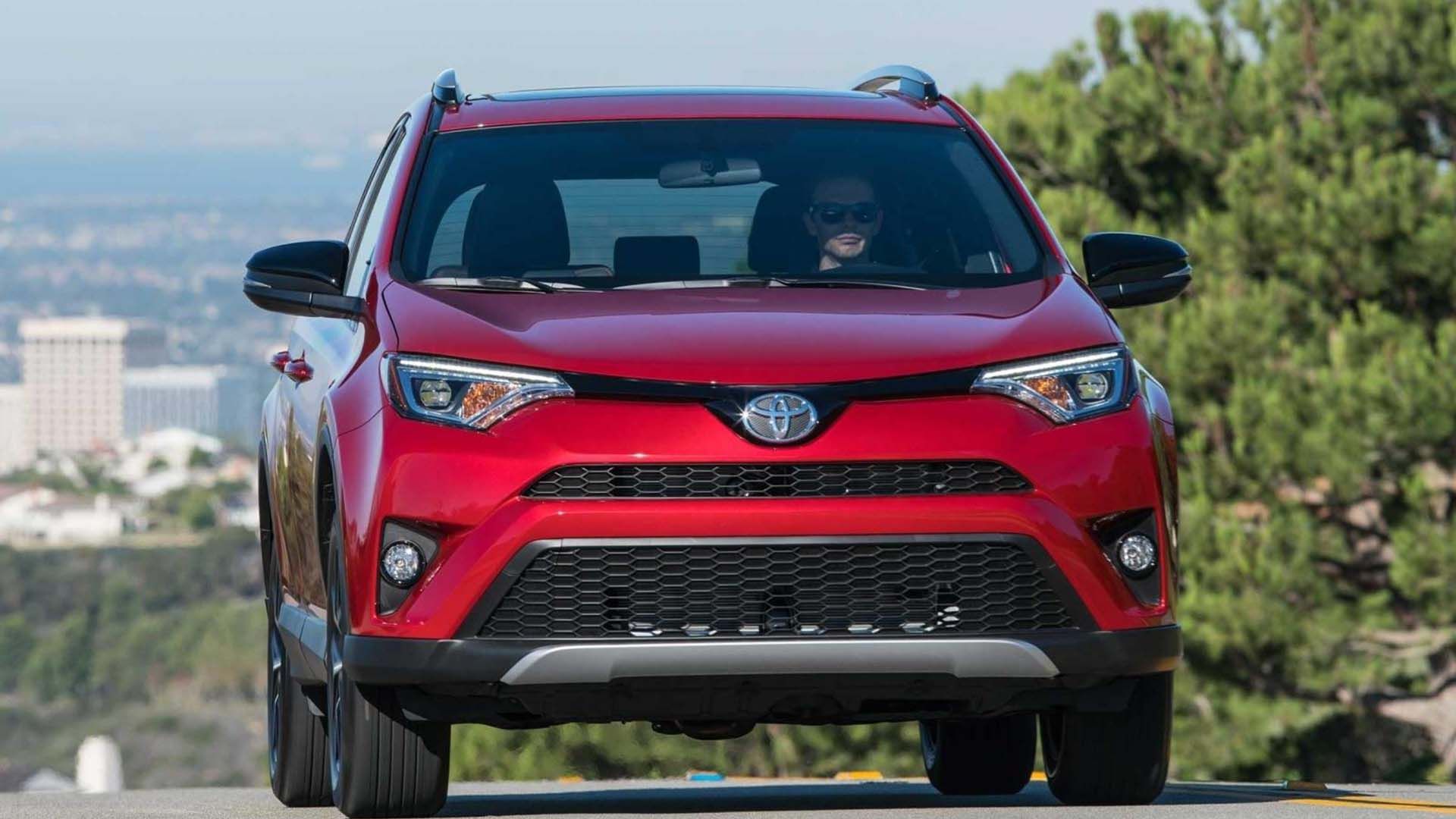 2018 Toyota RAV4 Pricing, Photos & Specs