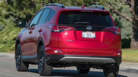 2018 Toyota RAV4 Pricing, Photos & Specs