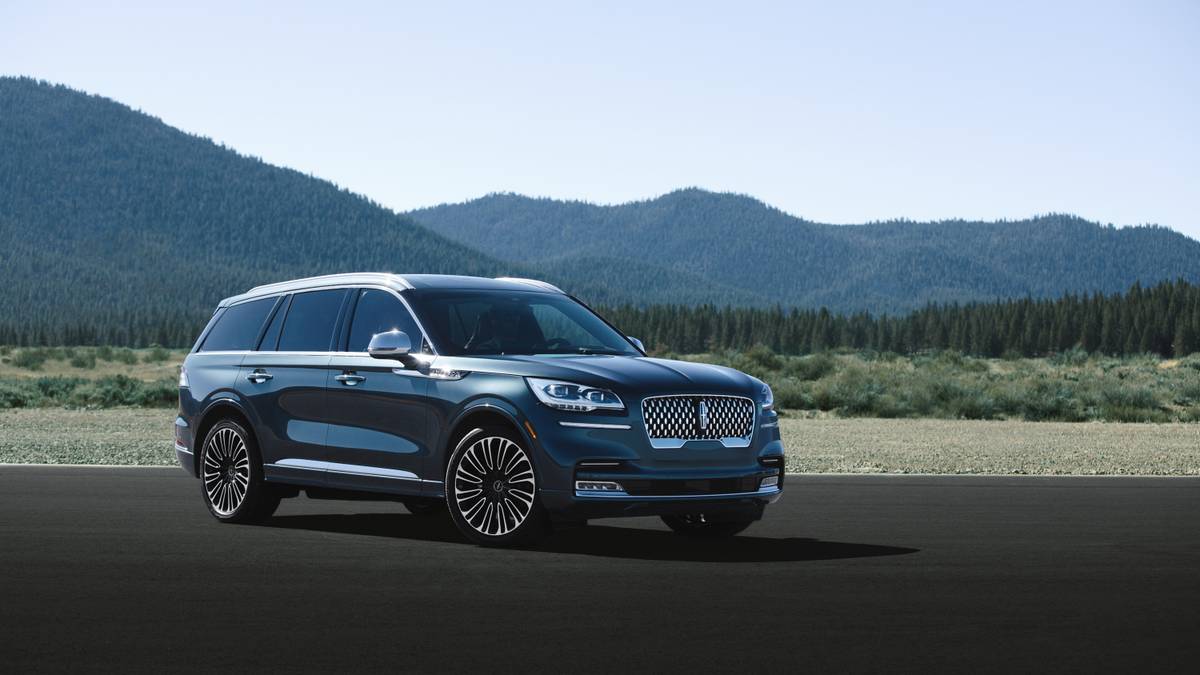 2023 Lincoln Aviator Hybrid Interior Photos