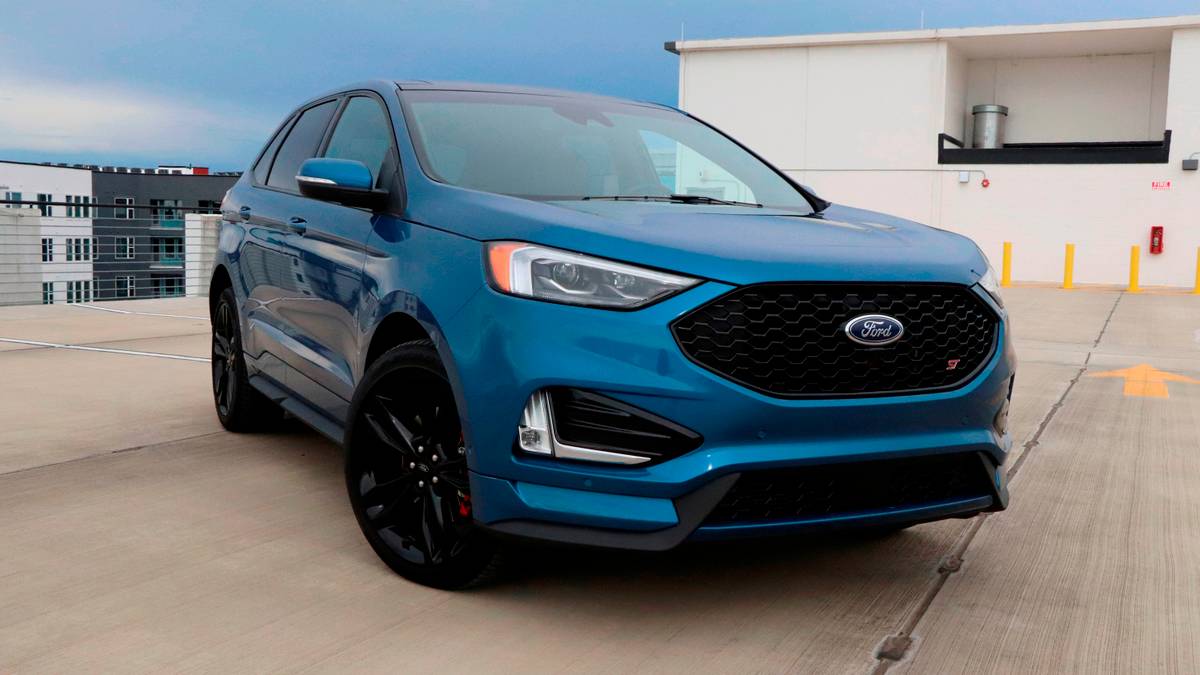 2019 Ford Edge ST Interior Photos
