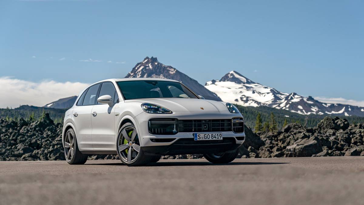 2025 Porsche Cayenne E-Hybrid Specs & Trims