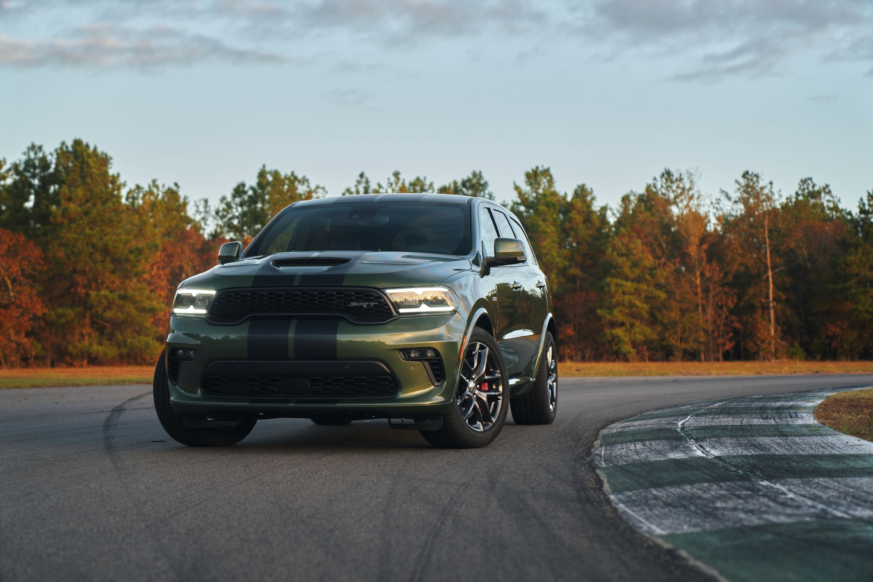 2018 Dodge Durango SRT - Photos Interior | CarBuzz