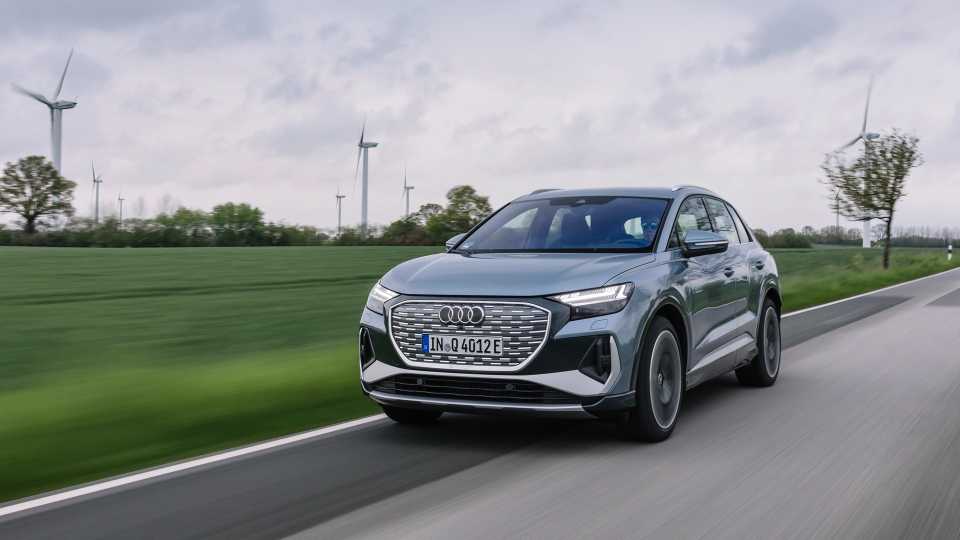2024 Audi Q4 e-tron Pricing, Photos & Specs