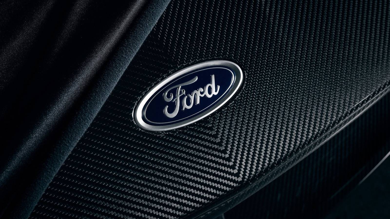 Ford Taking Carbon Fiber Customization To A New Level
