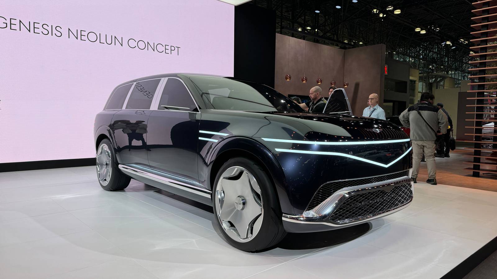 Genesis GV90 Goes All-In On Concept Interior