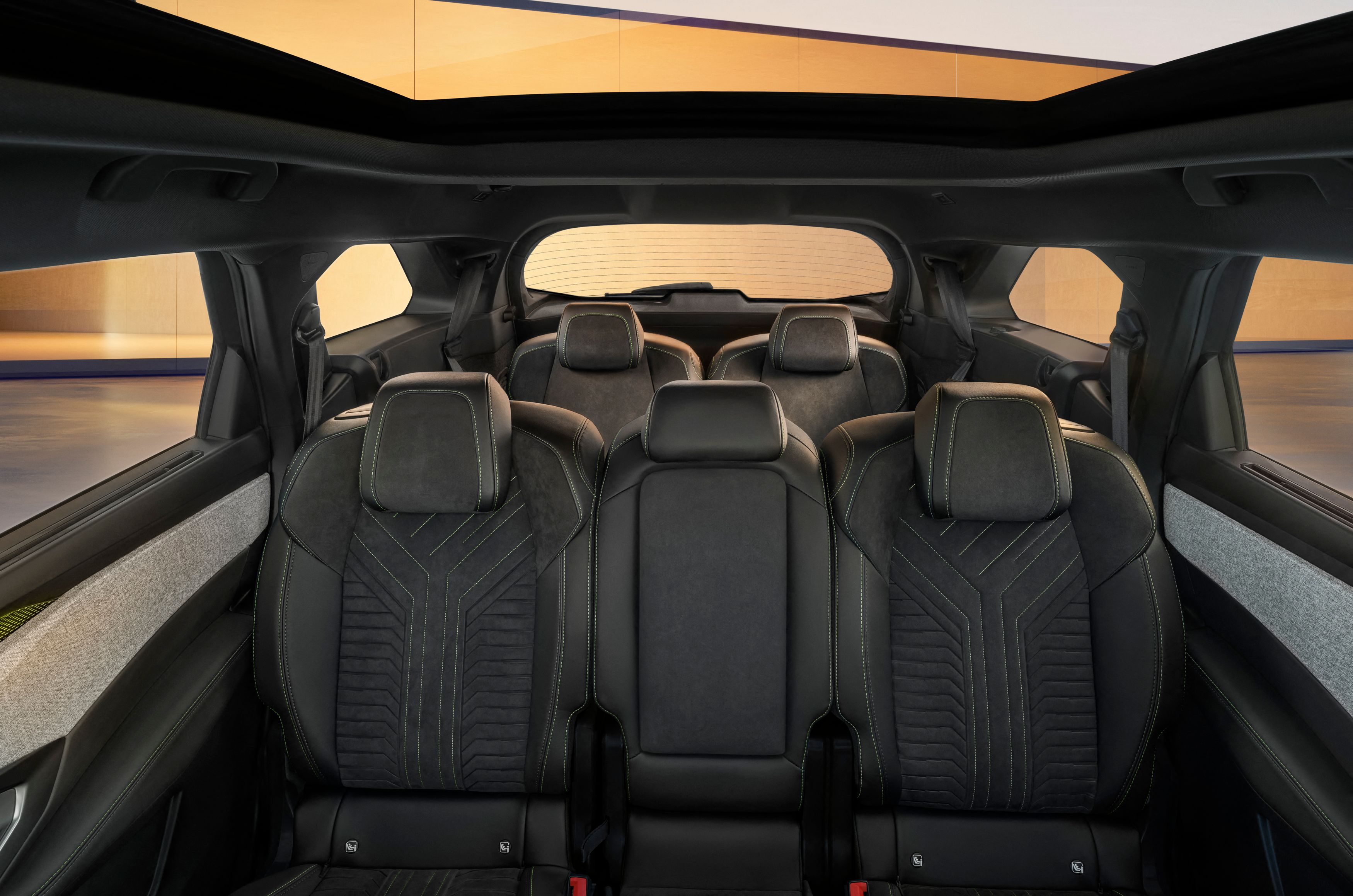 Peugeot 7 seater electric store