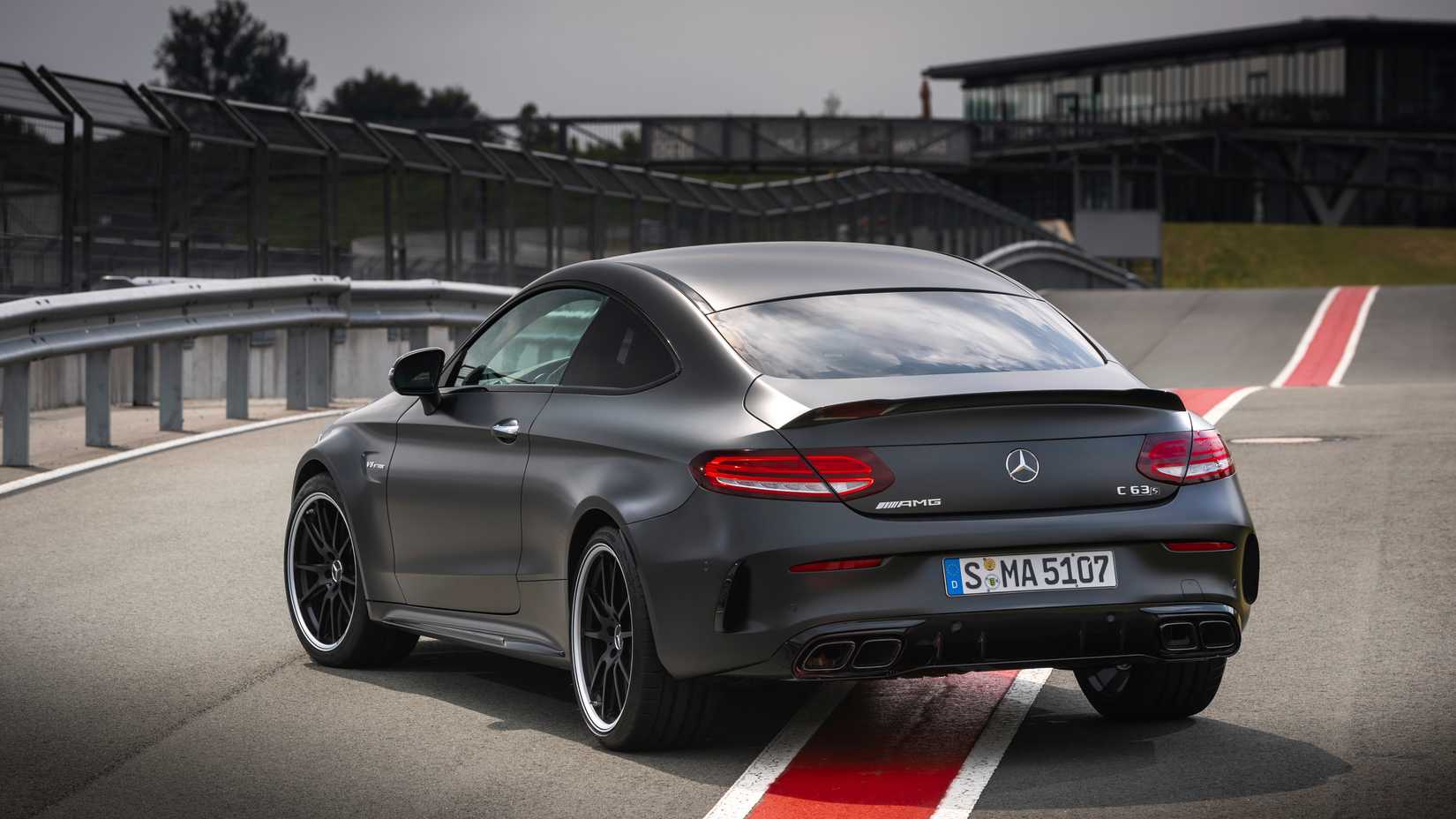 10 Fast Cars With 500 HP