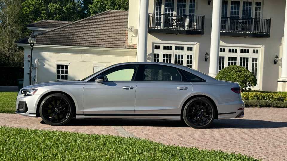 2024 Audi S8 Pricing, Photos & Specs