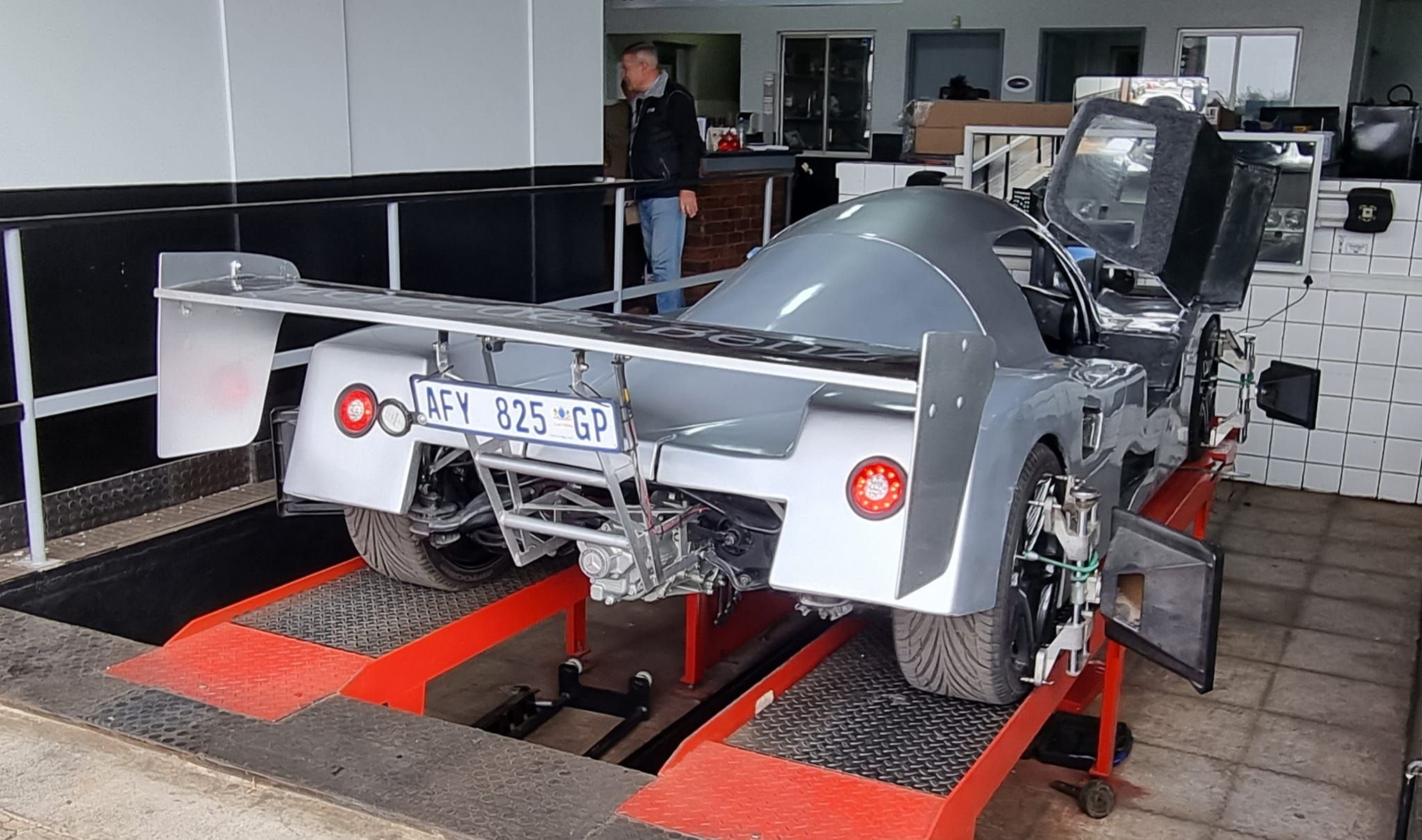 Mercedes-Benz C11 Replica Took 18 Months To Build