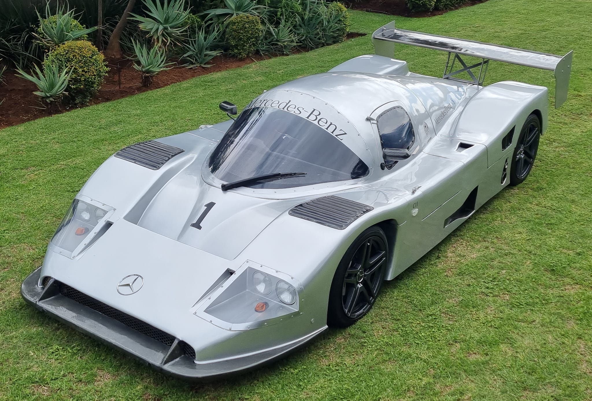Mercedes-Benz C11 Replica Took 18 Months To Build