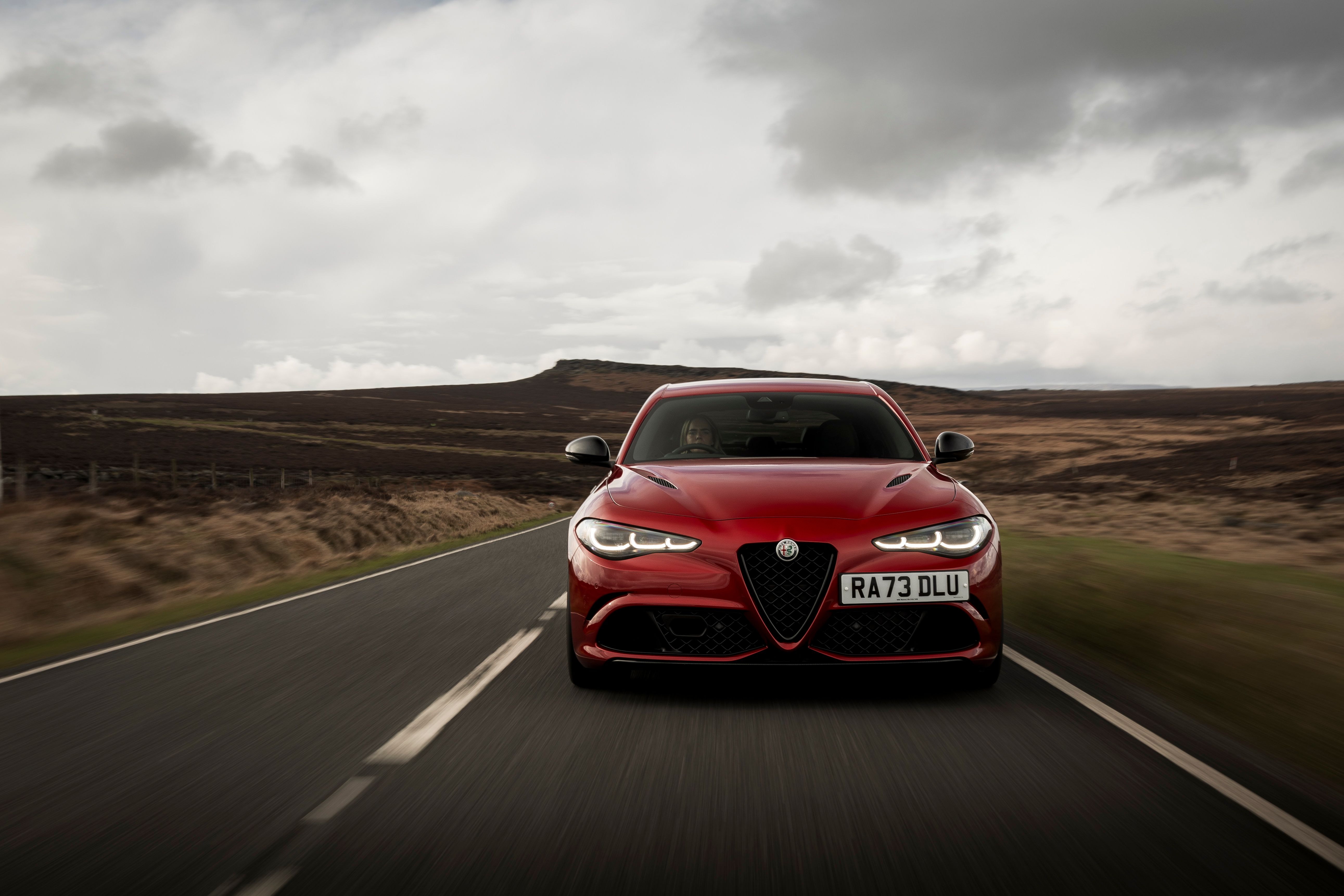 10 Fast Cars With 500 HP