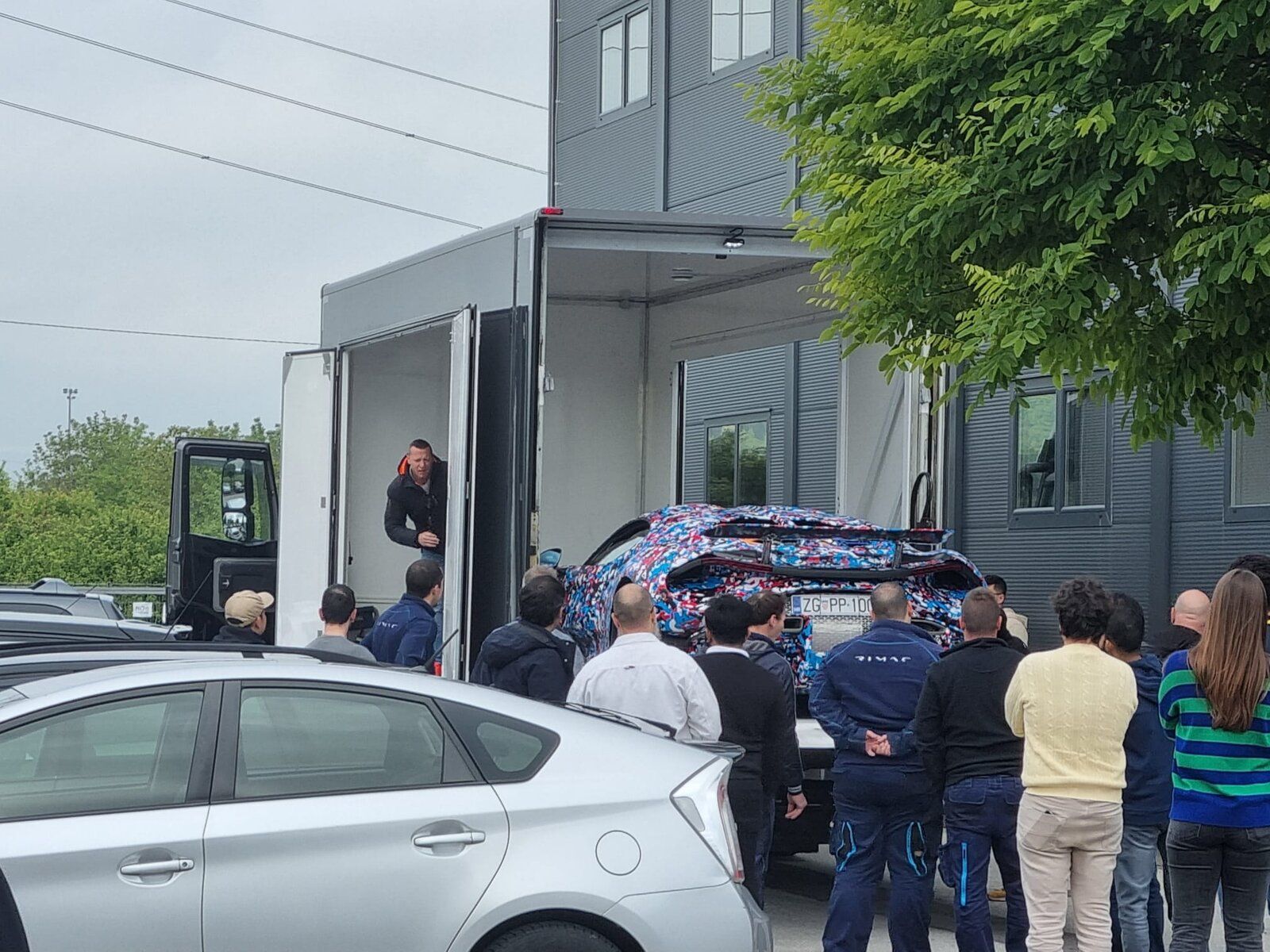 V16-Powered Bugatti Chiron Successor Spied For The First Time V16-Powered Bugatti Chiron Successor Spied For The First Time