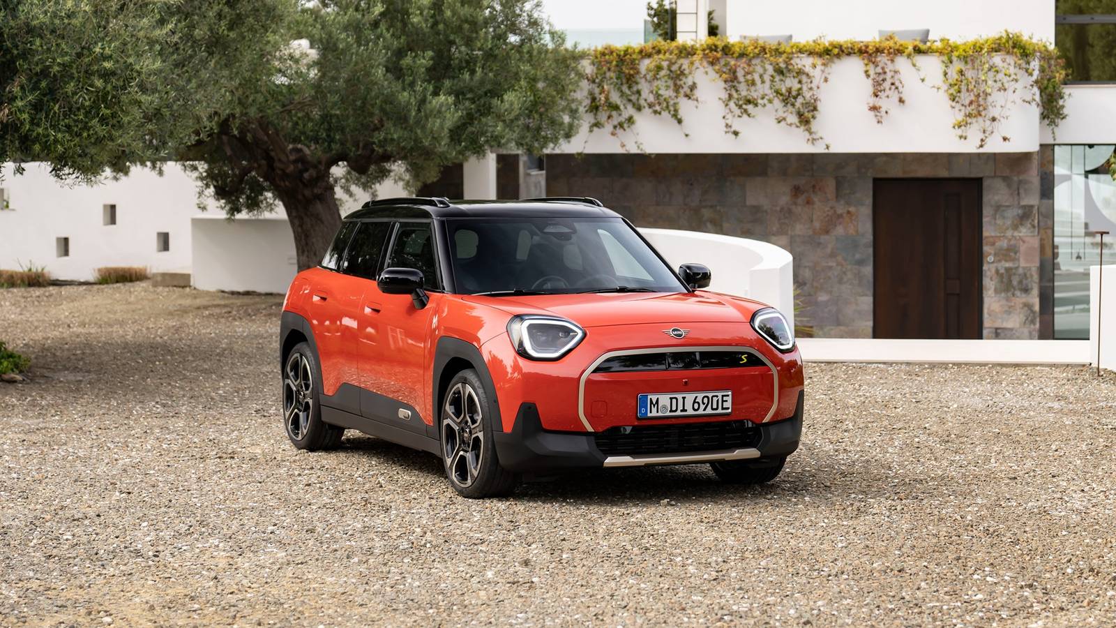Mini Aceman Debuts As Funky All-Electric Crossover