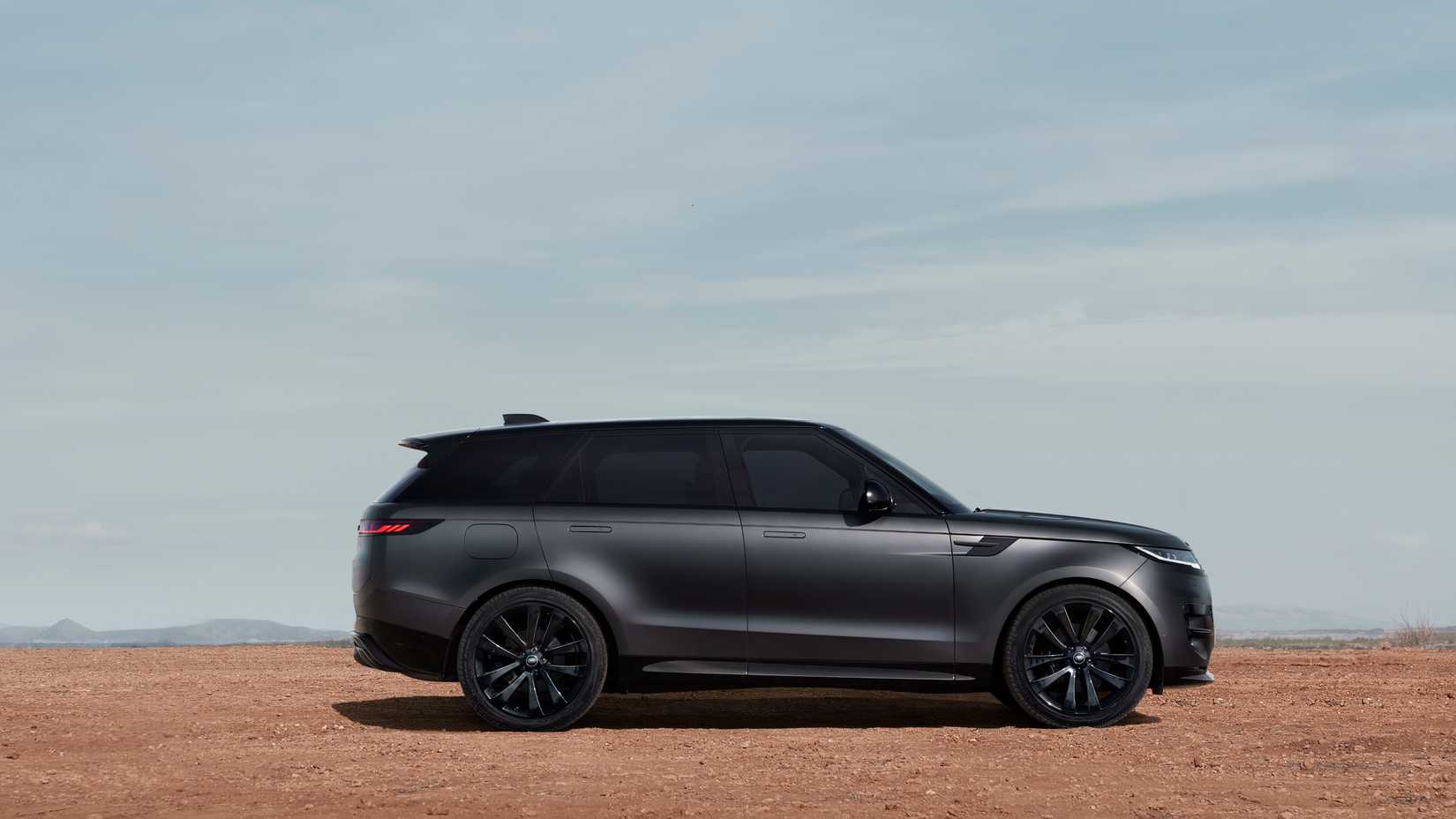 2025 Range Rover Sport Stealth Pack Gives Luxury SUV A Sinister New Look