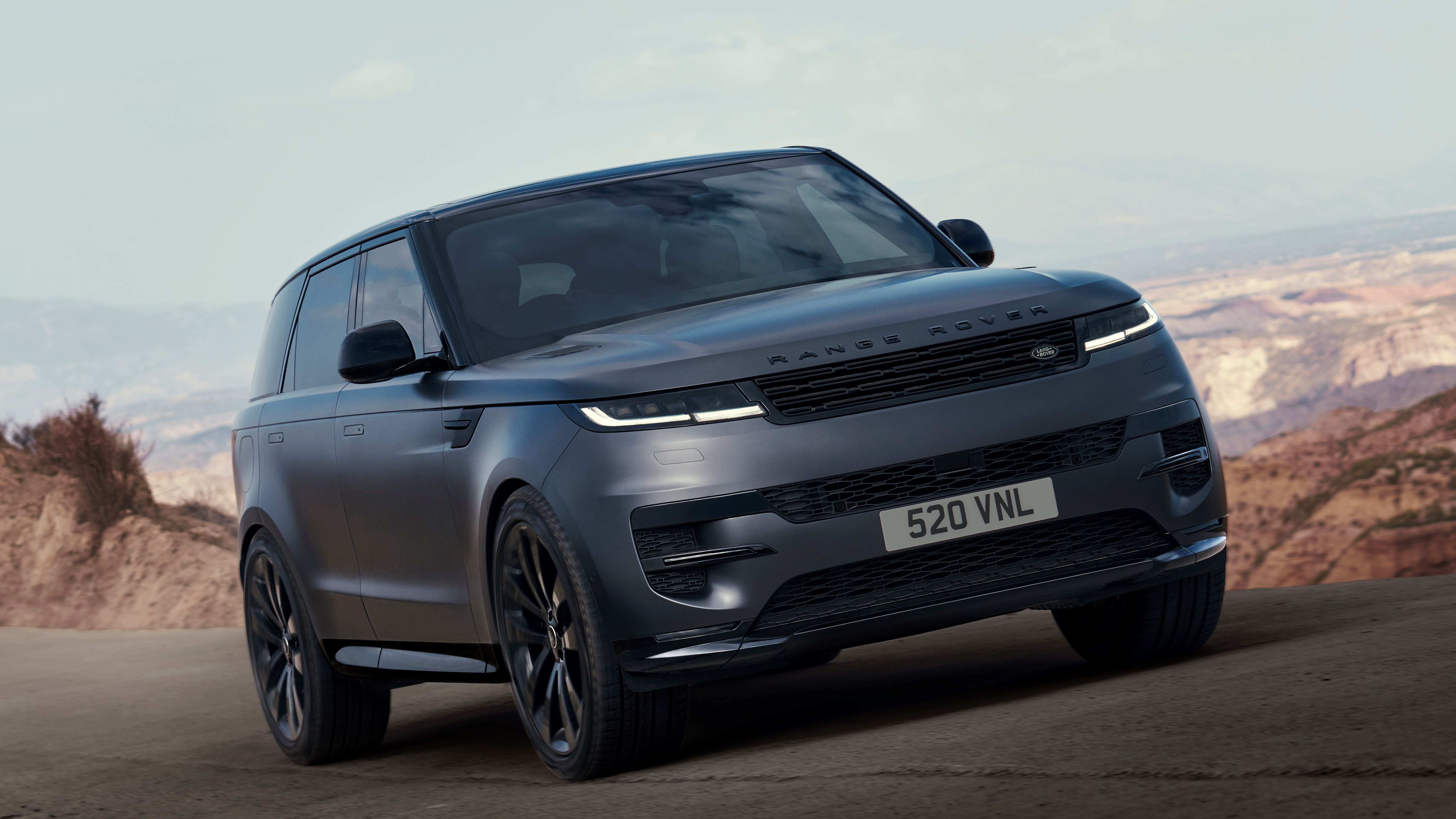 2025 Range Rover Sport Stealth Pack Gives Luxury SUV A Sinister New Look