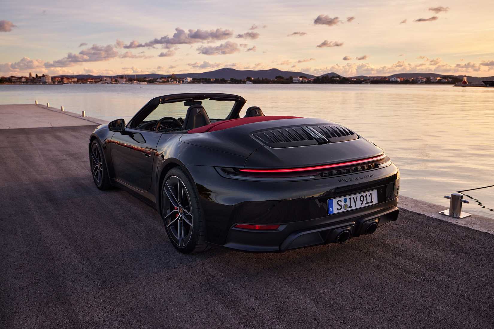 2025 Porsche 911 Carrera Cabriolet Pricing, Photos & Specs