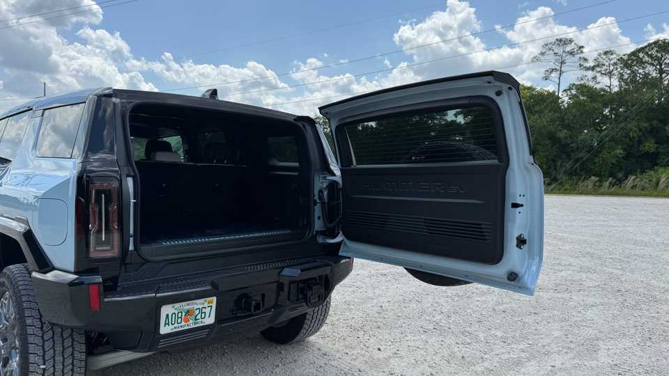 2024 GMC Hummer EV SUV Pricing, Photos & Specs