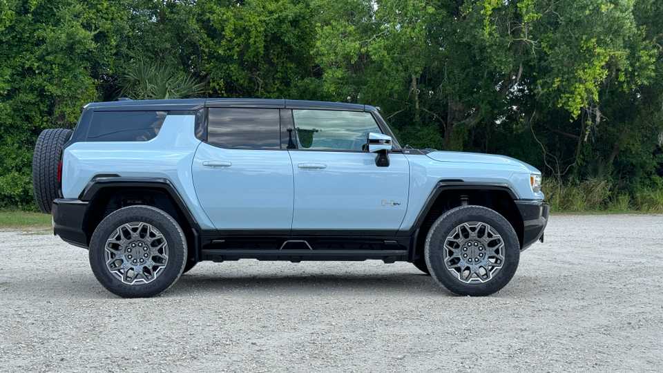 2024 GMC Hummer EV SUV Pricing, Photos & Specs