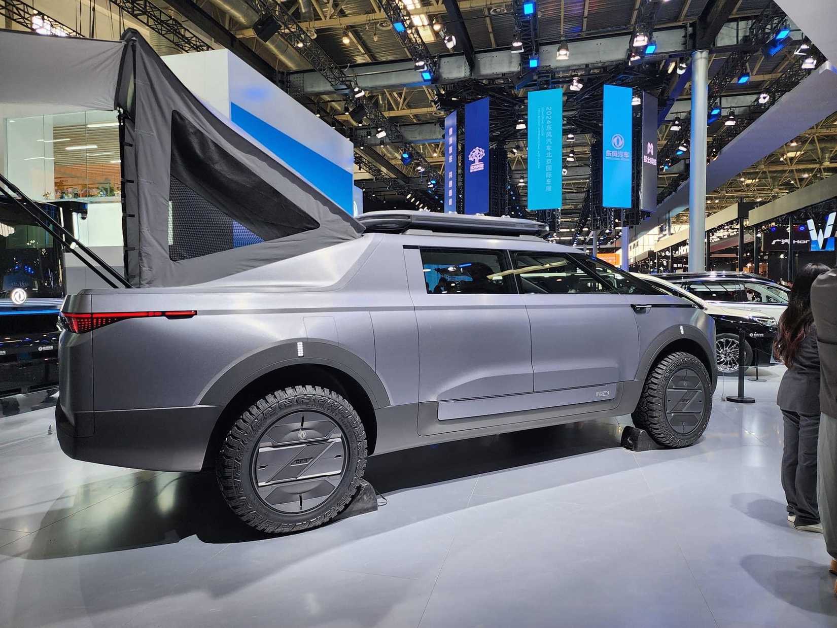 Chinese Automaker Thinks It Can Do A Better Cybertruck Than Tesla
