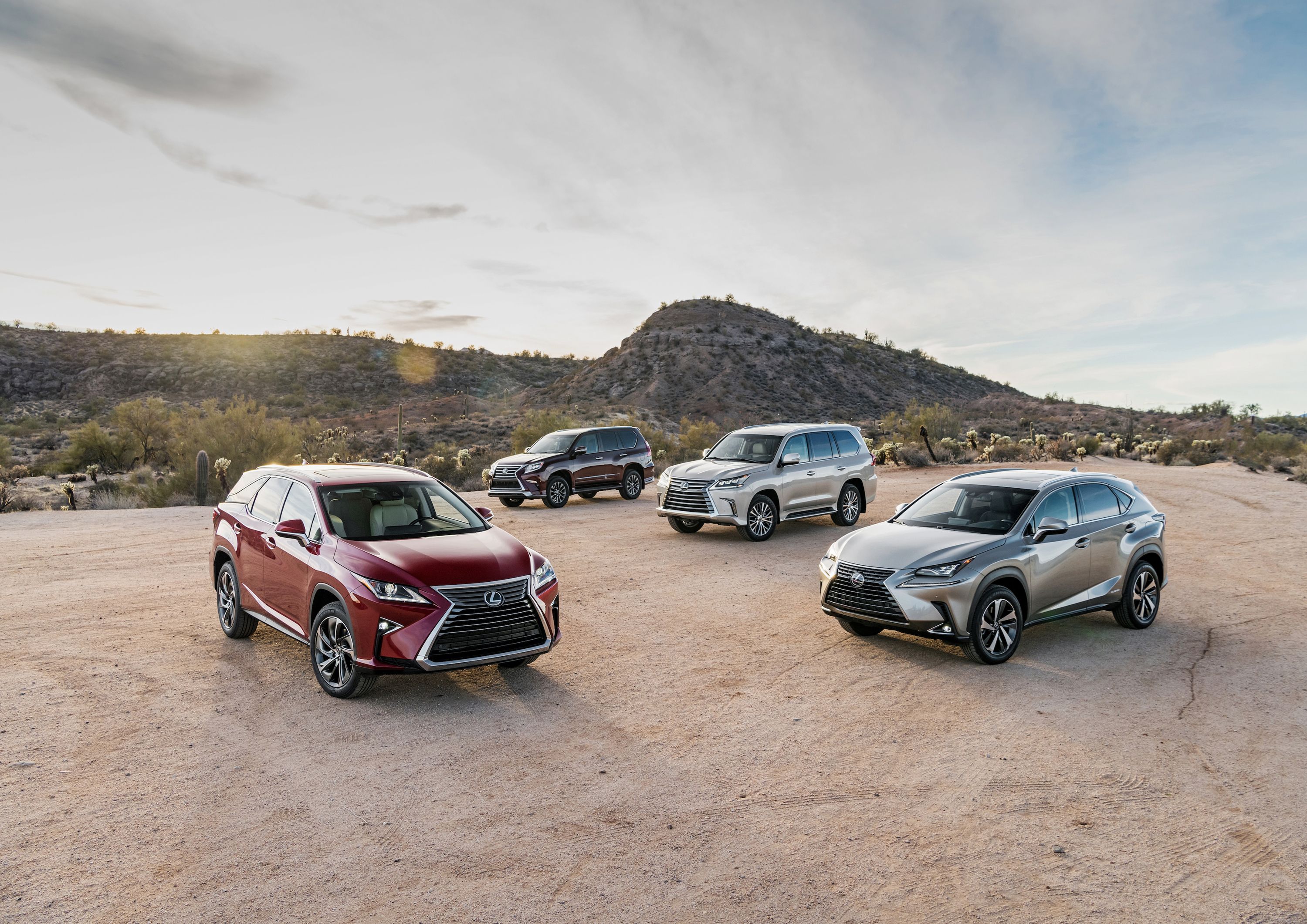 Lexus LX 570 3rd Generation (J200) - What To Check Before You Buy | CarBuzz