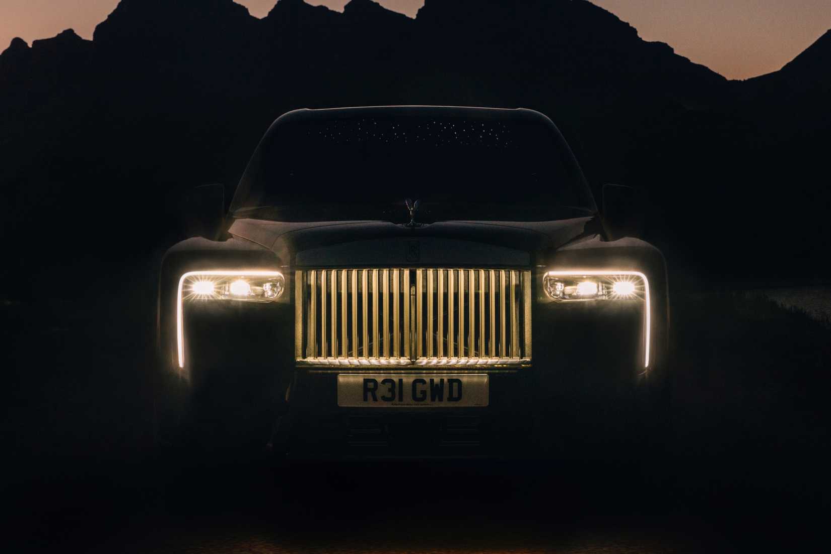 2025 Rolls-Royce Cullinan Pricing, Photos & Specs