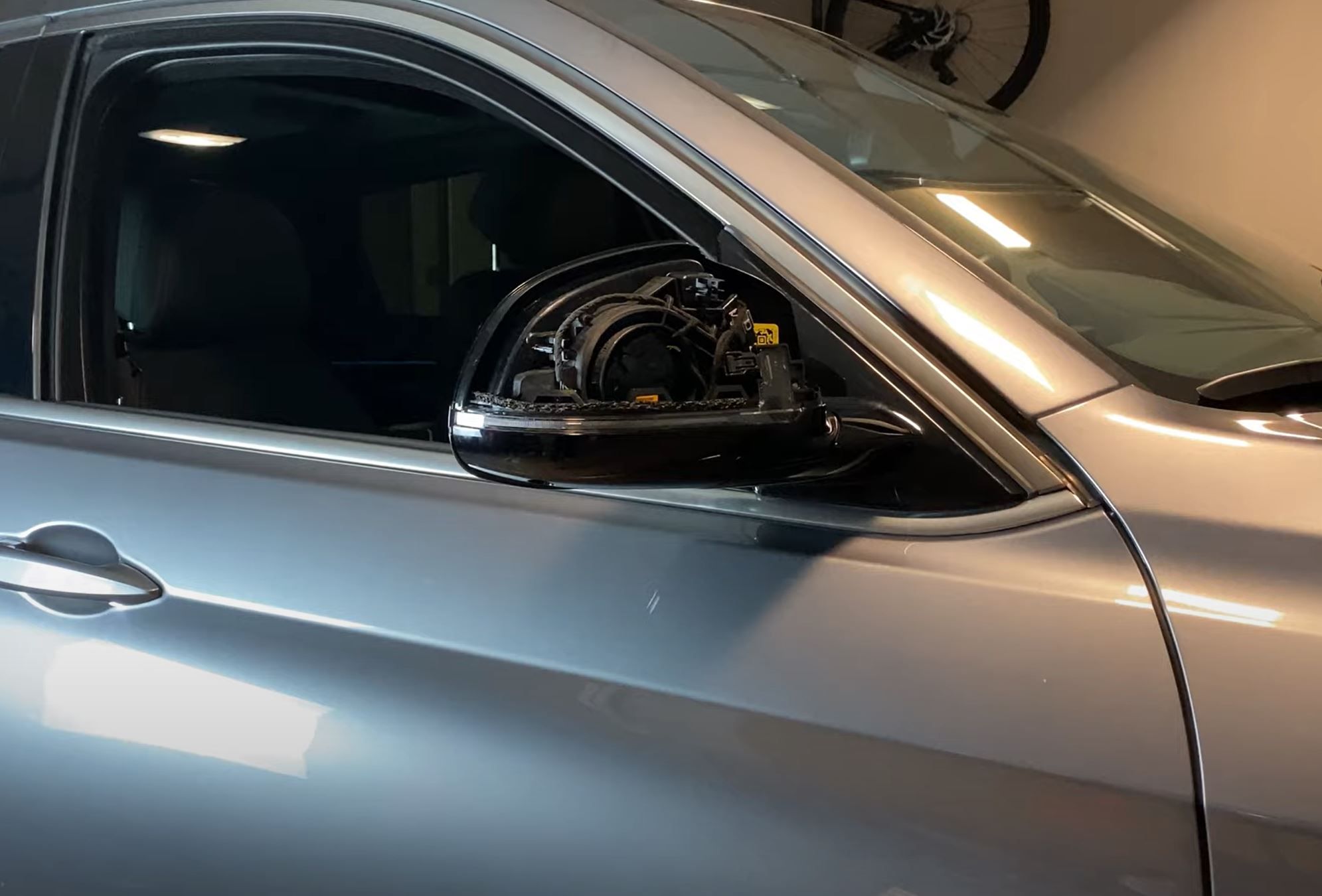 How Much Does It Cost To Replace A Car Side Mirror?