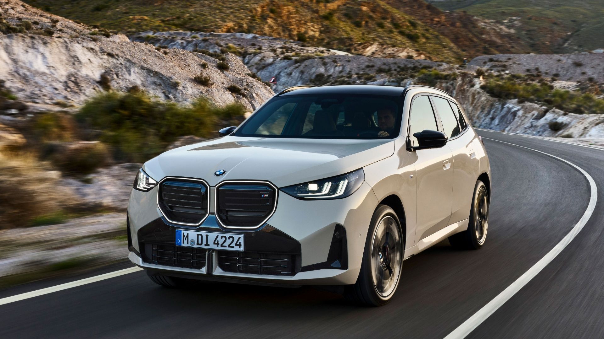 10 Coolest Features Of The New BMW X3