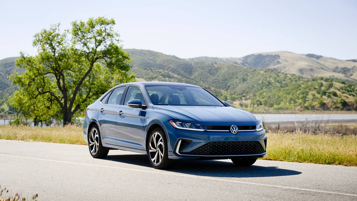 2025 Volkswagen Jetta Specs & Trims