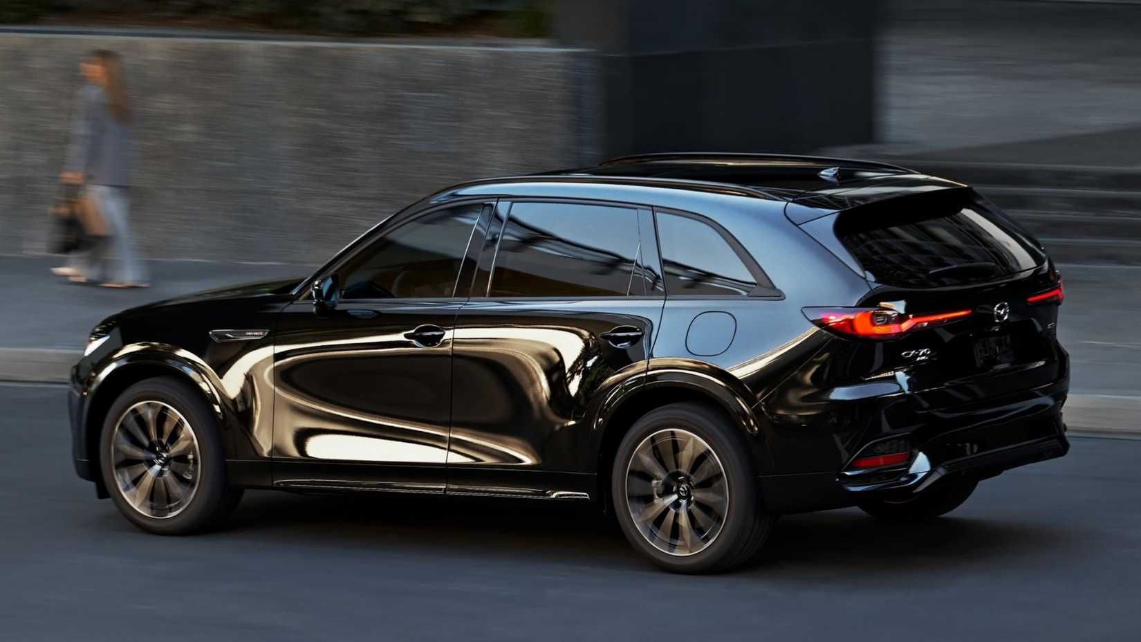 2026 Mazda CX-70 PHEV Gets Big Price Drop, Starts At $44,250
