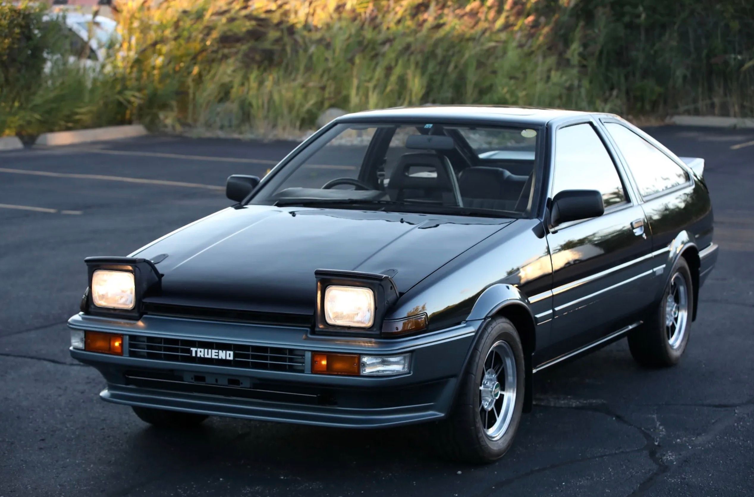 Cars With Pop-Up Headlights: A Definitive Guide To The Legends