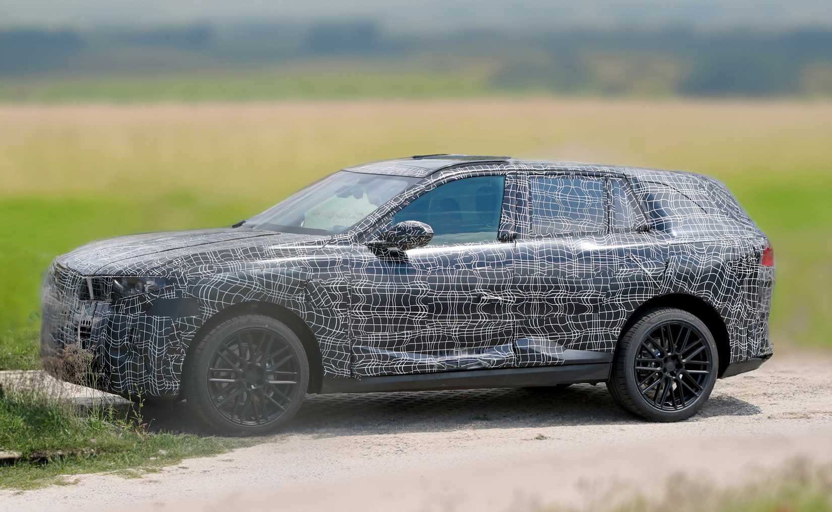Here's Your First Look At BMW's New Electric X5