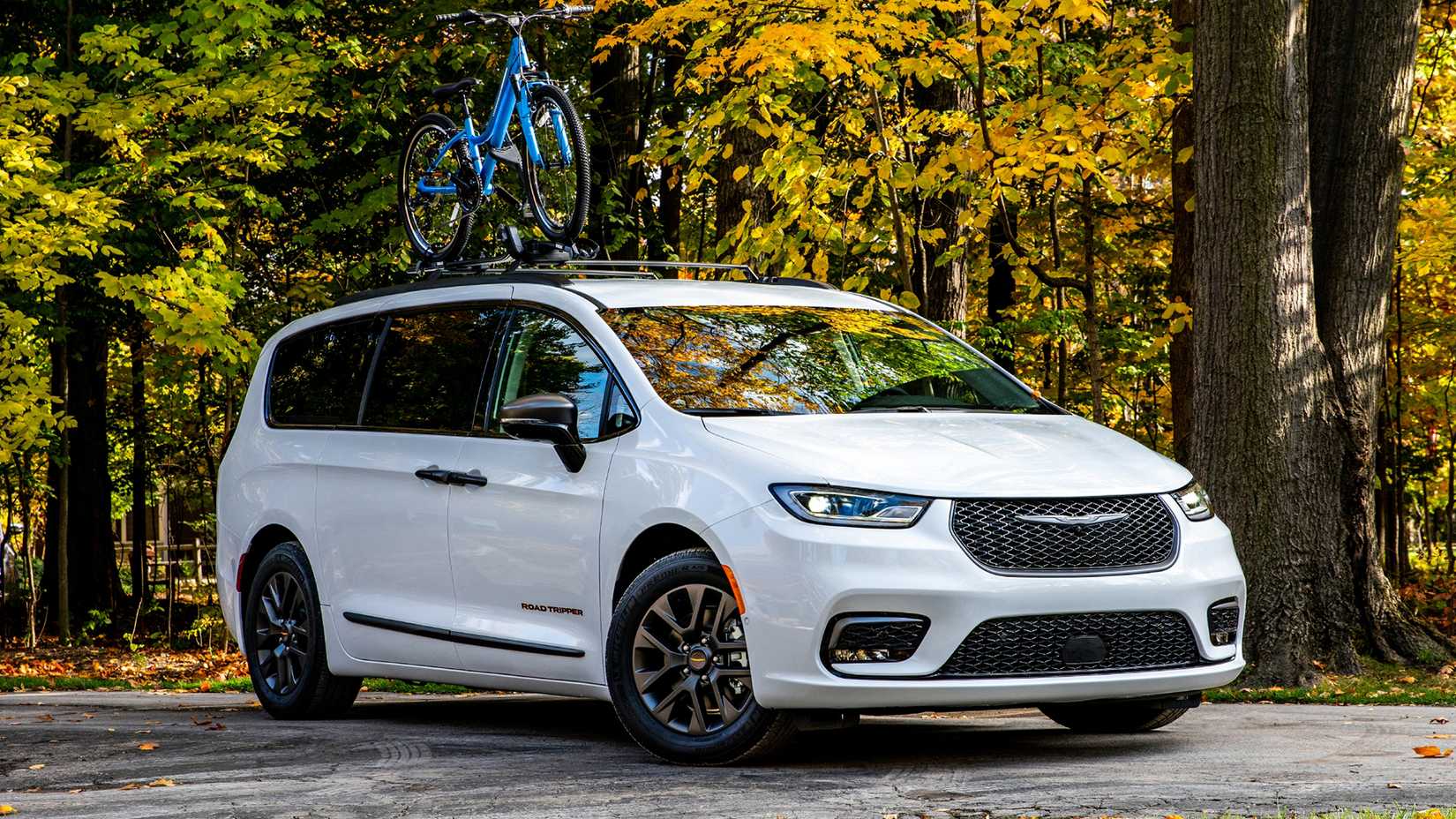 Stellantis Discounts EVs, PHEVs After Tax Credit Ends