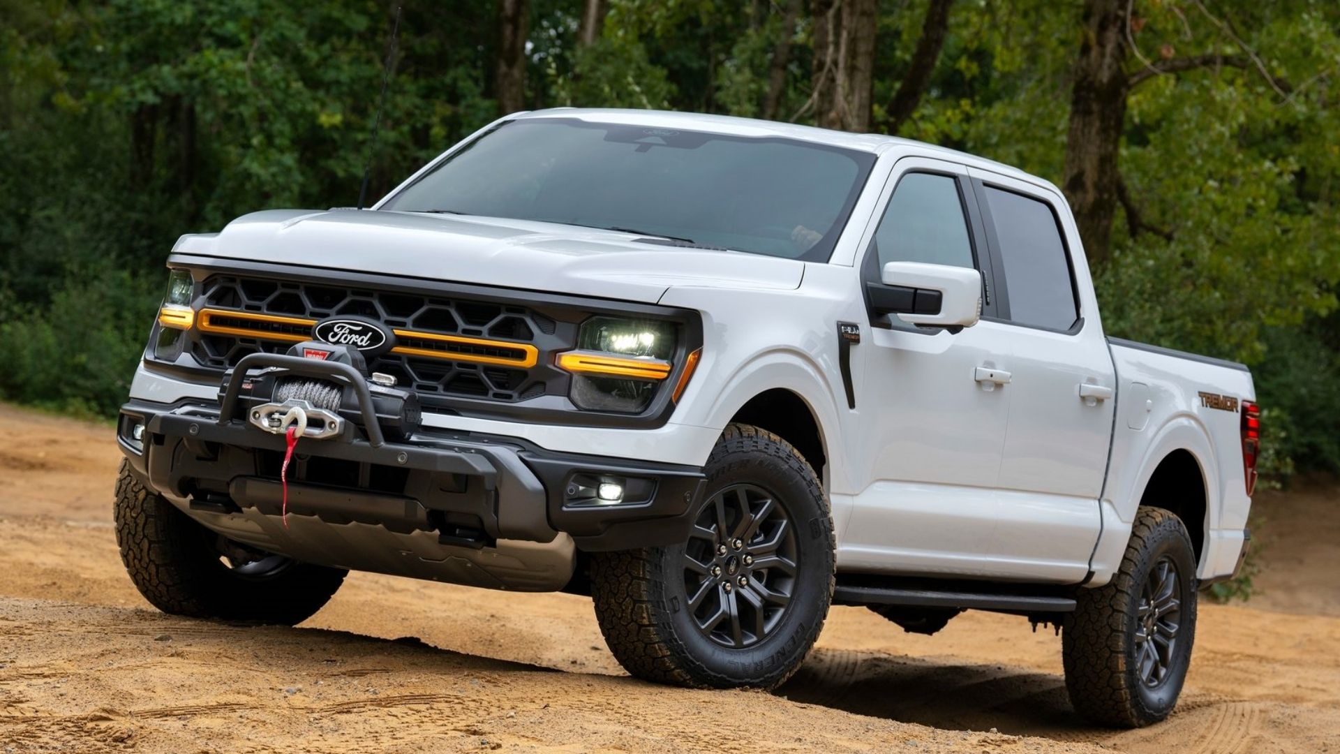 Ford Lowers Some F-150 Prices By Cutting Out The Good Stuff